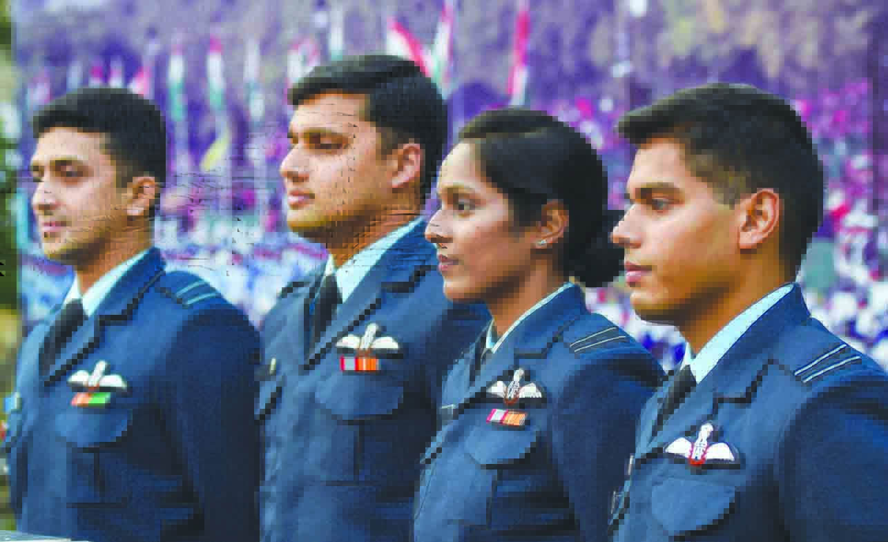 Flight lieutenant Bhawana Kanth First Woman Fighter Pilot In Republic Day Parade