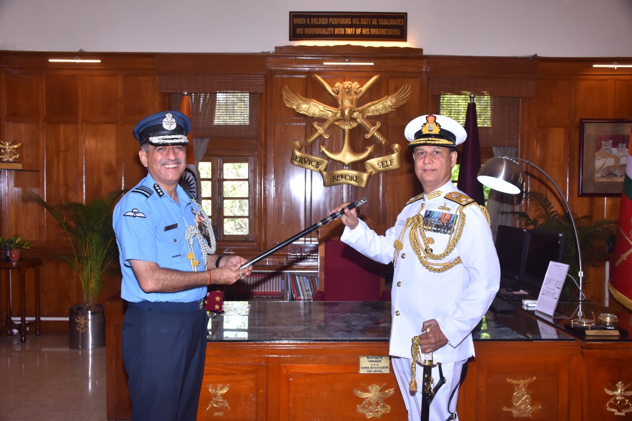 Vice Admiral Ajay Kochhar Takes Over As Commandant Of National Defence ...