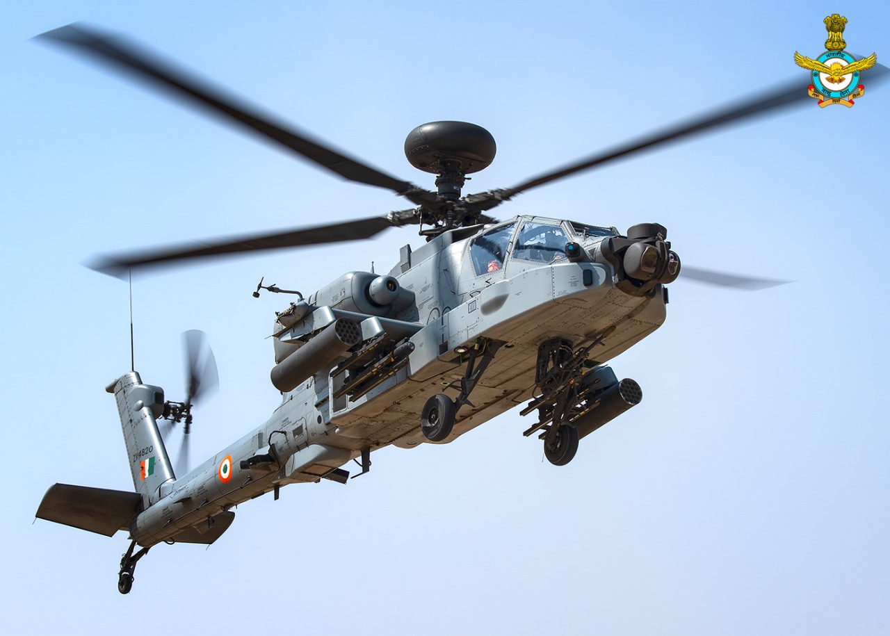 Difference Between Apache AH-64 attack helicopter VS Mi-35 Attack helicopter