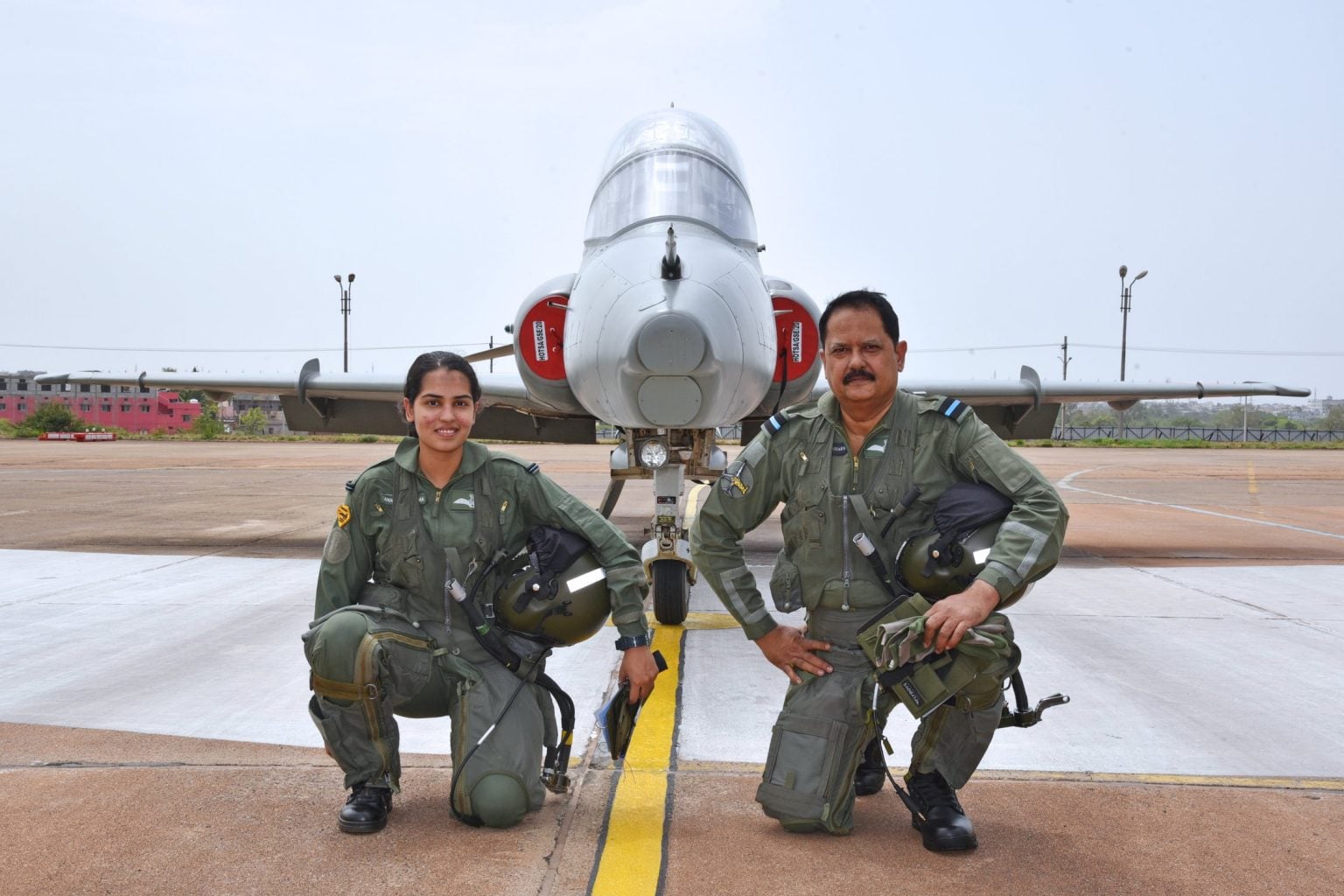 Meet Father Daughter Fighter Pilot Duo Air Commodore Sanjay Sharma ...