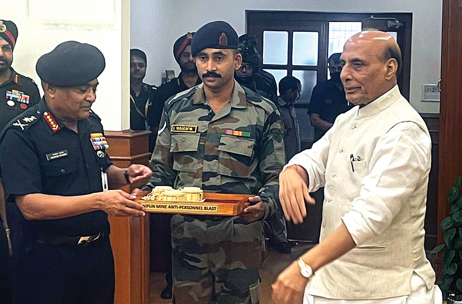 12 Deadly New Weapons of the Indian Army and Future Infantry Soldier ...