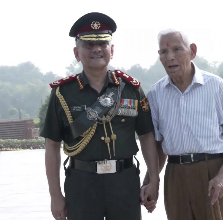 General Anil Chauhan Takes Charge as Chief of Defence Staff (CDS)