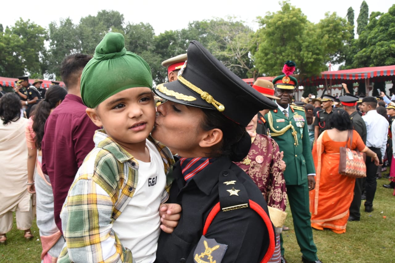 Lt Harveen Kahlon Wife Of Martyr Maj KPS Kahlon Becomes Army Officer