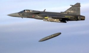 Why do Fighter Pilots Need to Drop Fuel Tanks When Under Attack