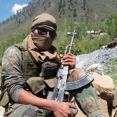 Comparing AK-47 vs M16: The World's Most Famous Rifles