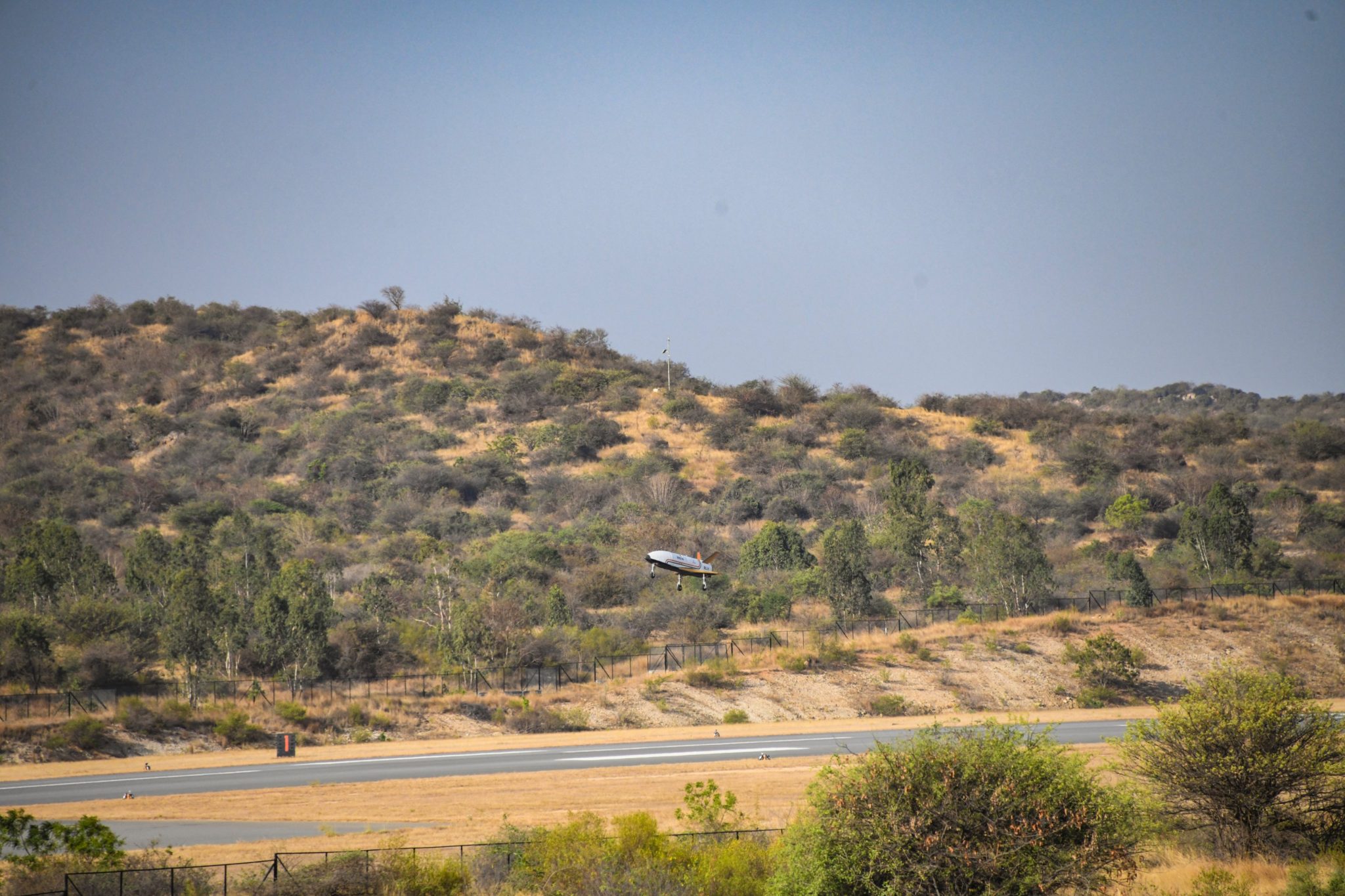 ISRO Successfully Conducts Autonomous Landing of India’s First Reusable ...