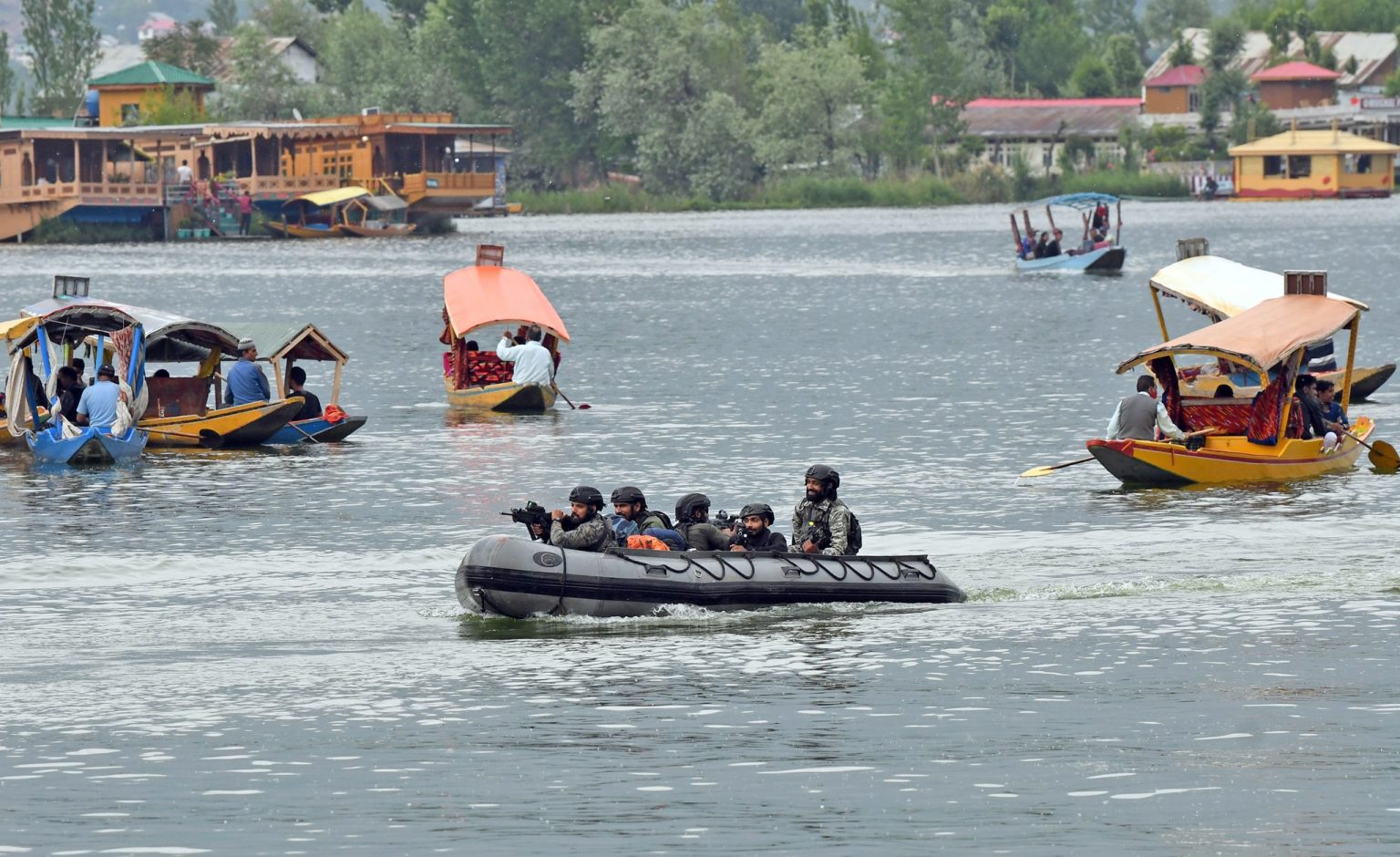 10 Pictures of Indian Navy MARCOS Guarding Kashmir Ahead of G-20 Meet