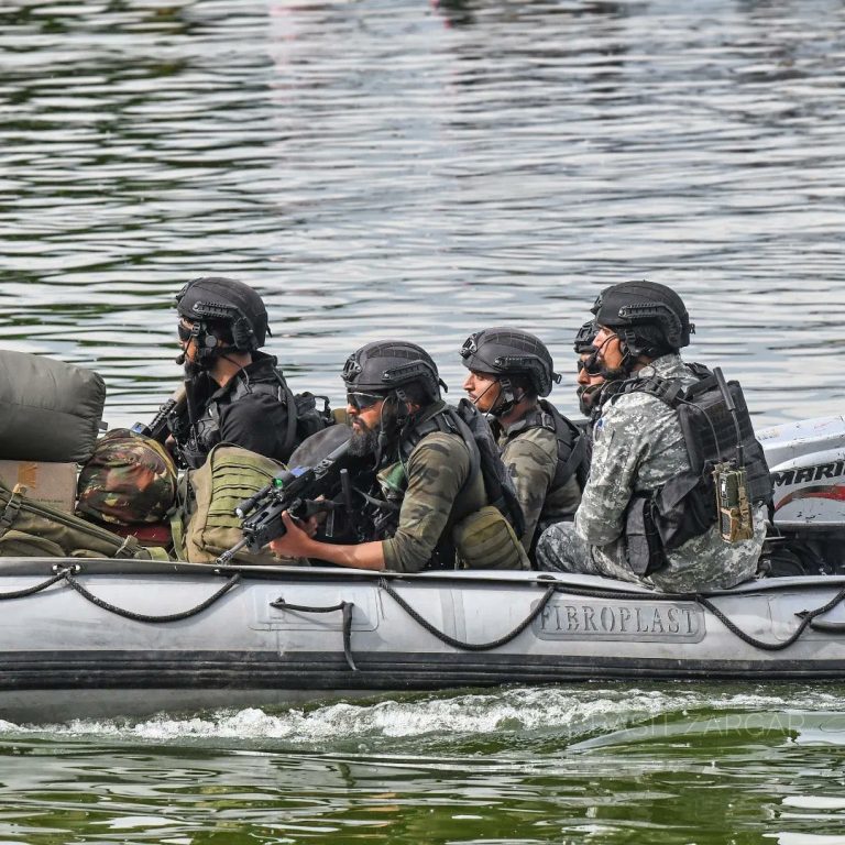 10 Pictures of Indian Navy MARCOS Guarding Kashmir Ahead of G-20 Meet