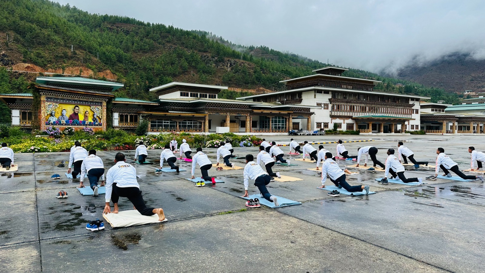 Indian Army Conducts Yoga Sessions At Over 100 Locations Along Borders