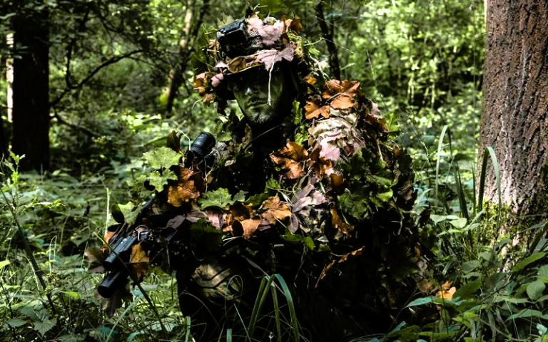 What is Camouflage and Why Soldiers use it?