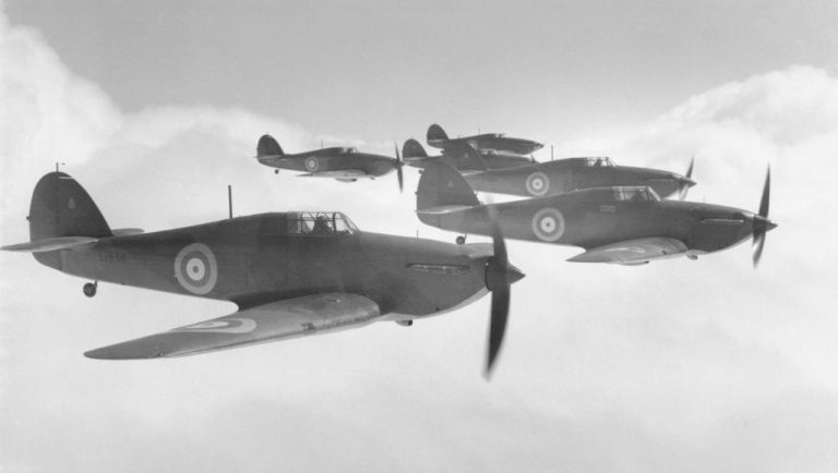 5 Legendary 6-Engine Planes of World War II