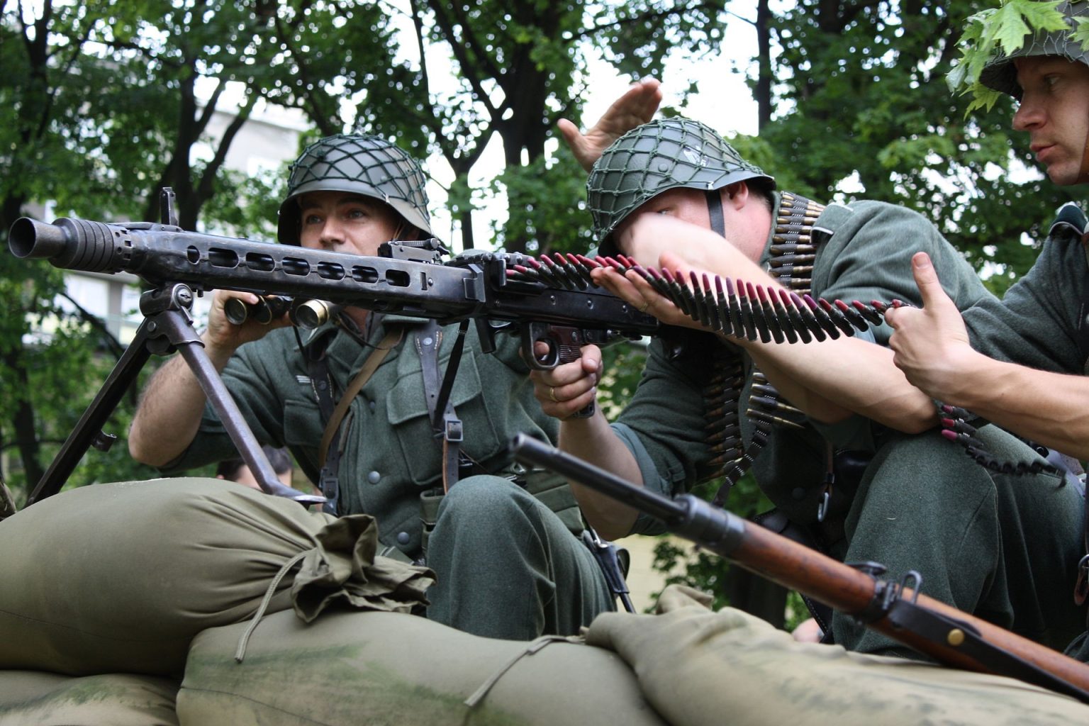 List of Weapons Used by GGK Commandos