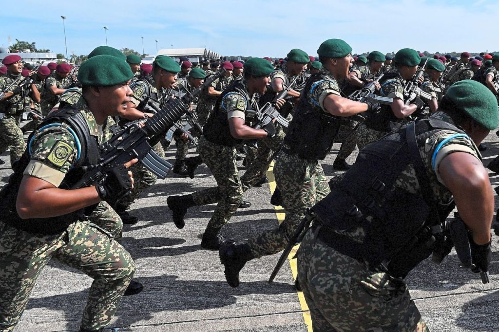 List of Weapons Used by GGK Commandos