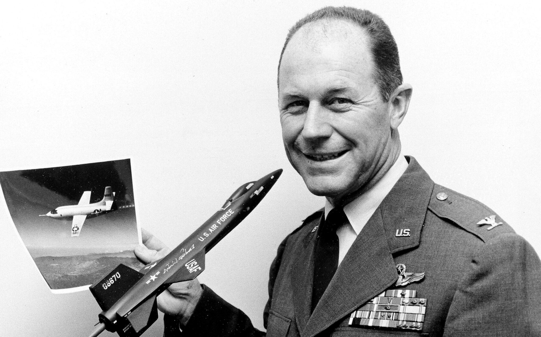 Top 5 US Military Test Pilots and Their Legendary Aircraft