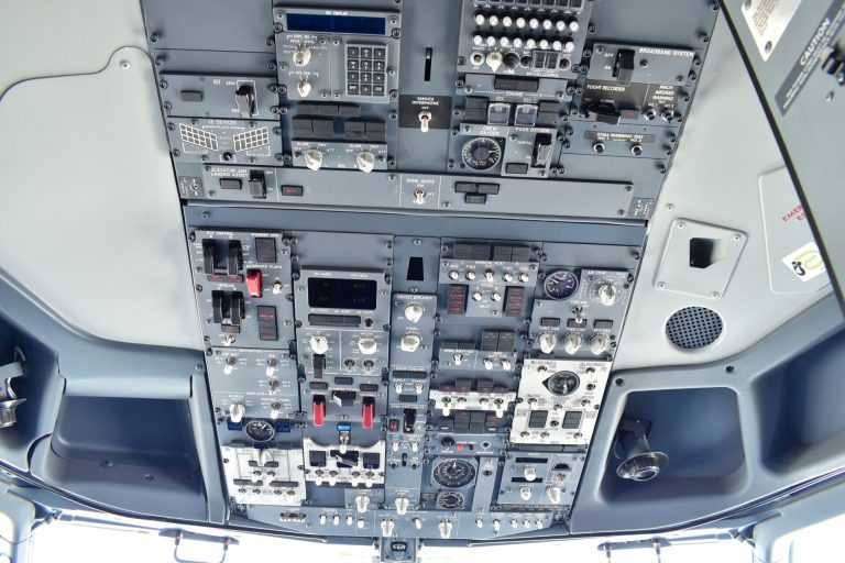 What Airliner Horns Are For?