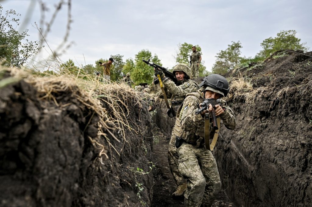 Ukrainian Missile Strike Kills 30-40 Soldiers at Military Training Ground