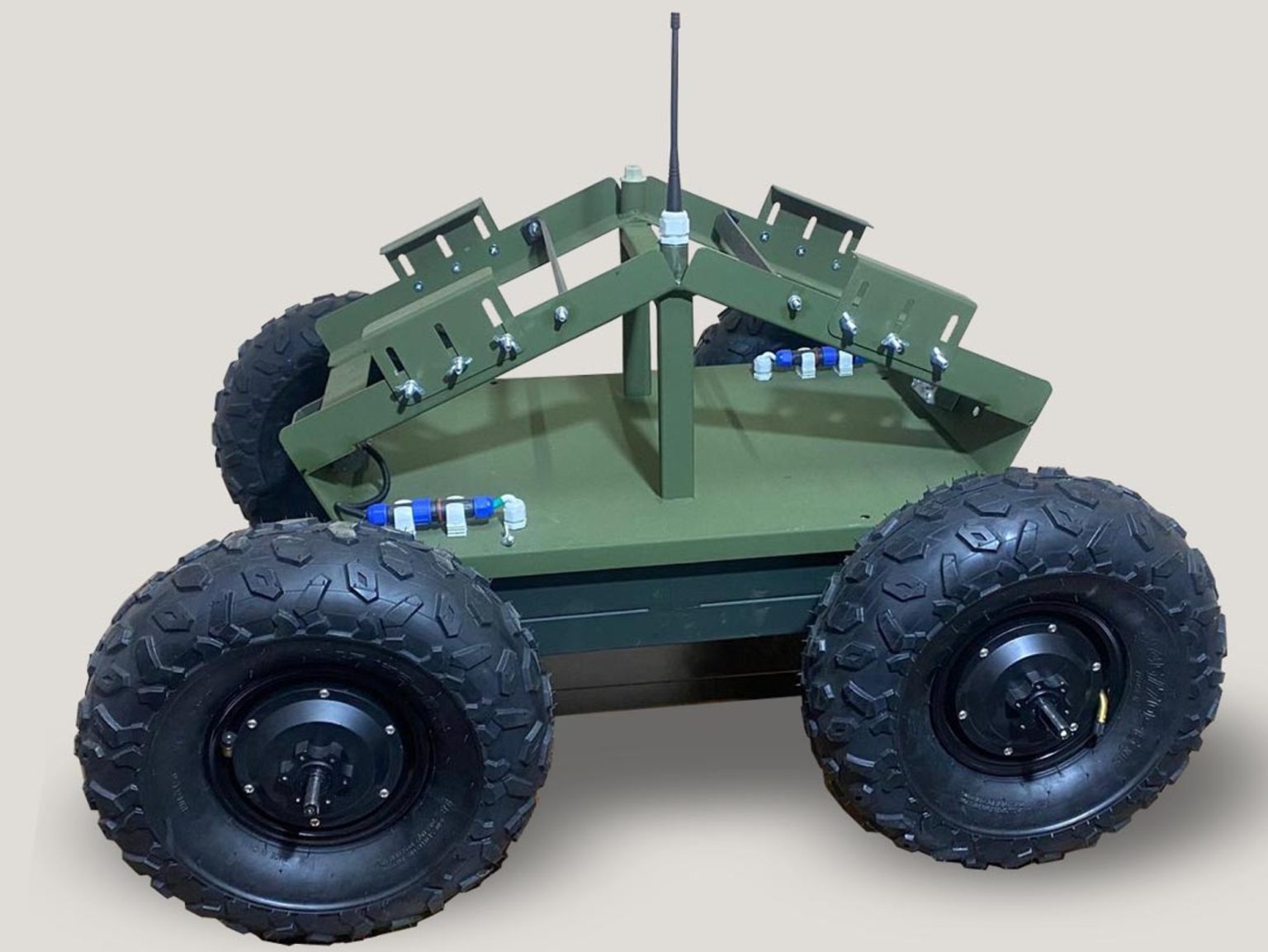 Ukraine Approves Use of "Spider" Unmanned Ground Vehicle for Military Operations