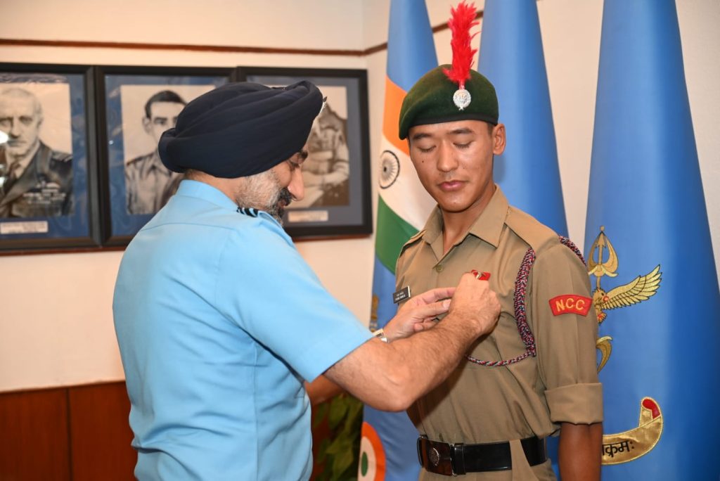 Indian Air Force Celebrates Successful NCC Mount Everest Expedition ...