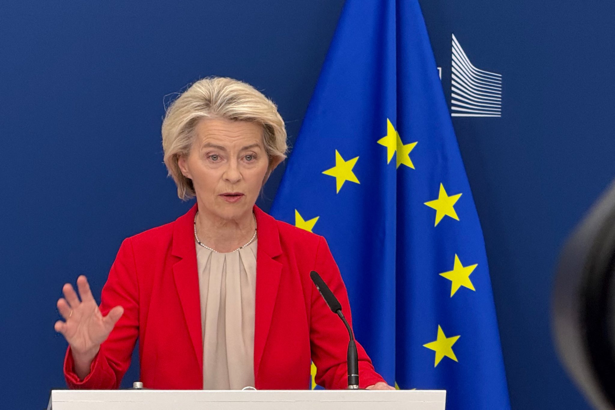 EU Chief Ursula von der Leyen's Plane Hit by GPS Jamming, Suspected ...
