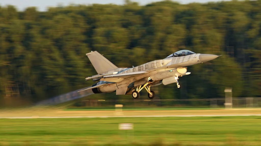 Poland Chooses L3Harris Technologies’ Viper Shield for F-16 Upgrade Program