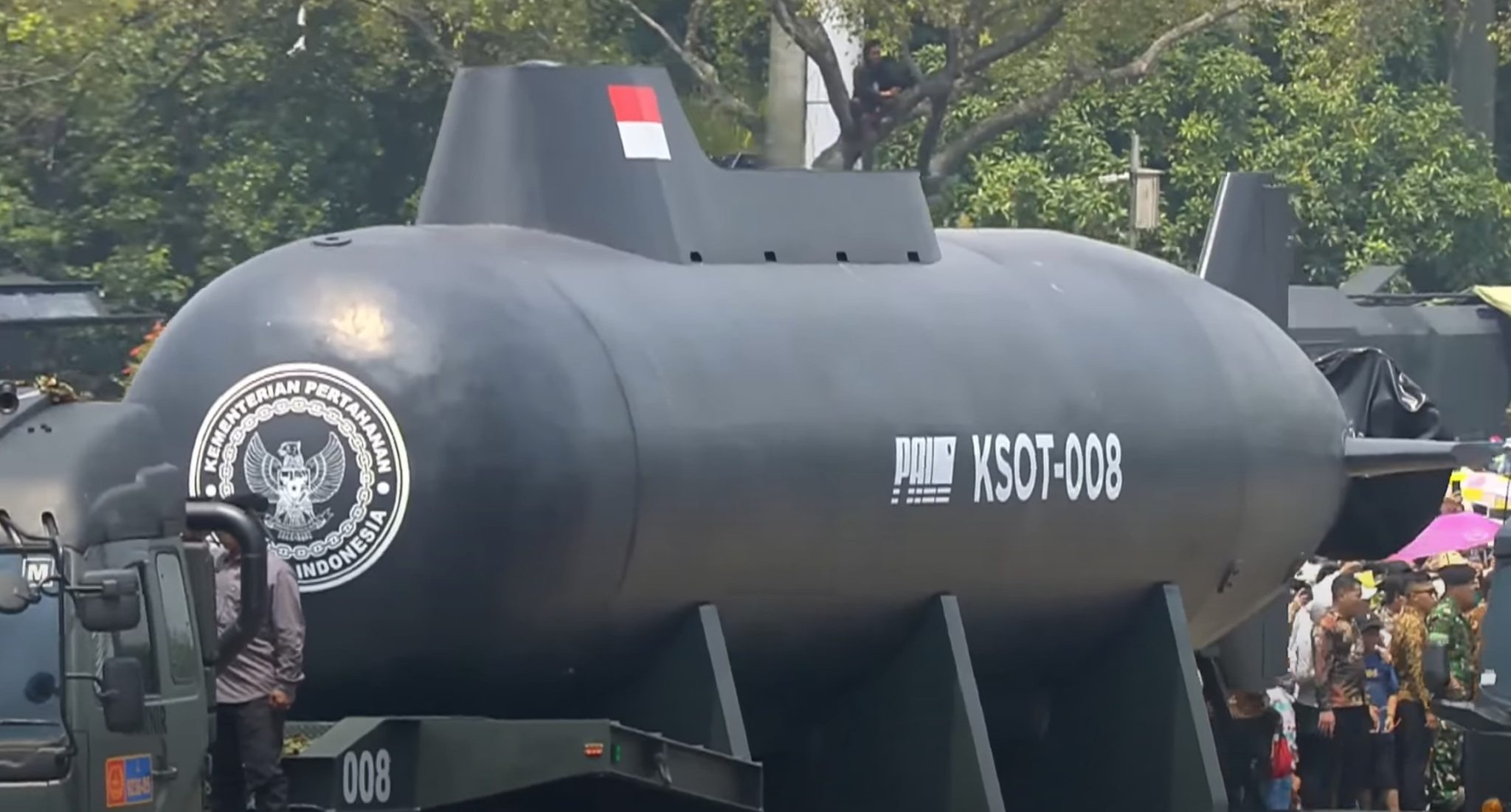 Indonesia Unveils AI-Powered Autonomous Submarine to Enhance Maritime ...