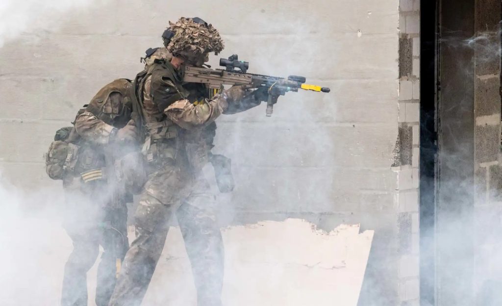 Over 800 British Soldiers Deployed to Germany for Largest Army Reserve ...