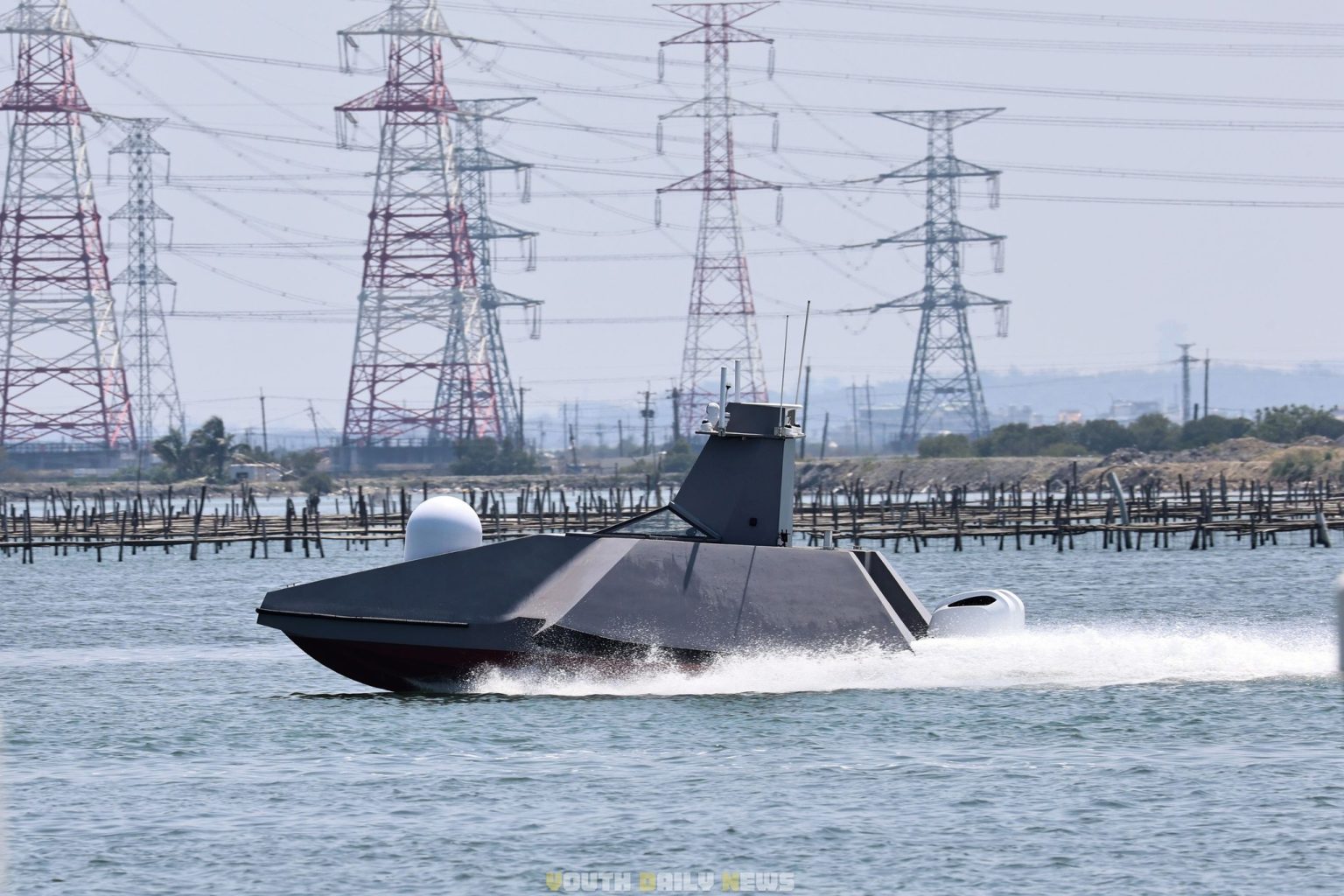 Taiwan's Navy Seeks Information on High-Speed Suicide Unmanned Surface ...