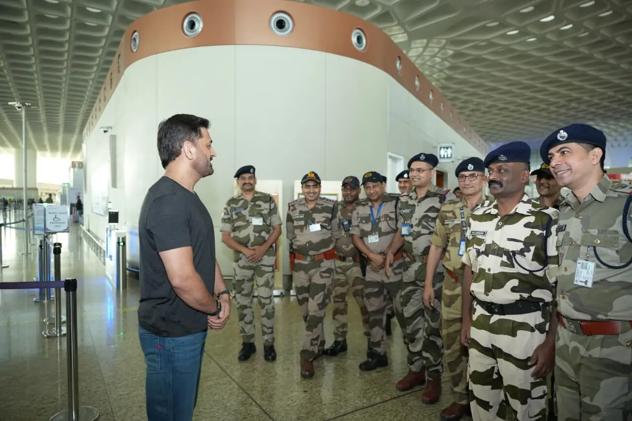 Dhoni Extends Support for Vande Mataram CISF Coastal Cyclothon–2026 ...